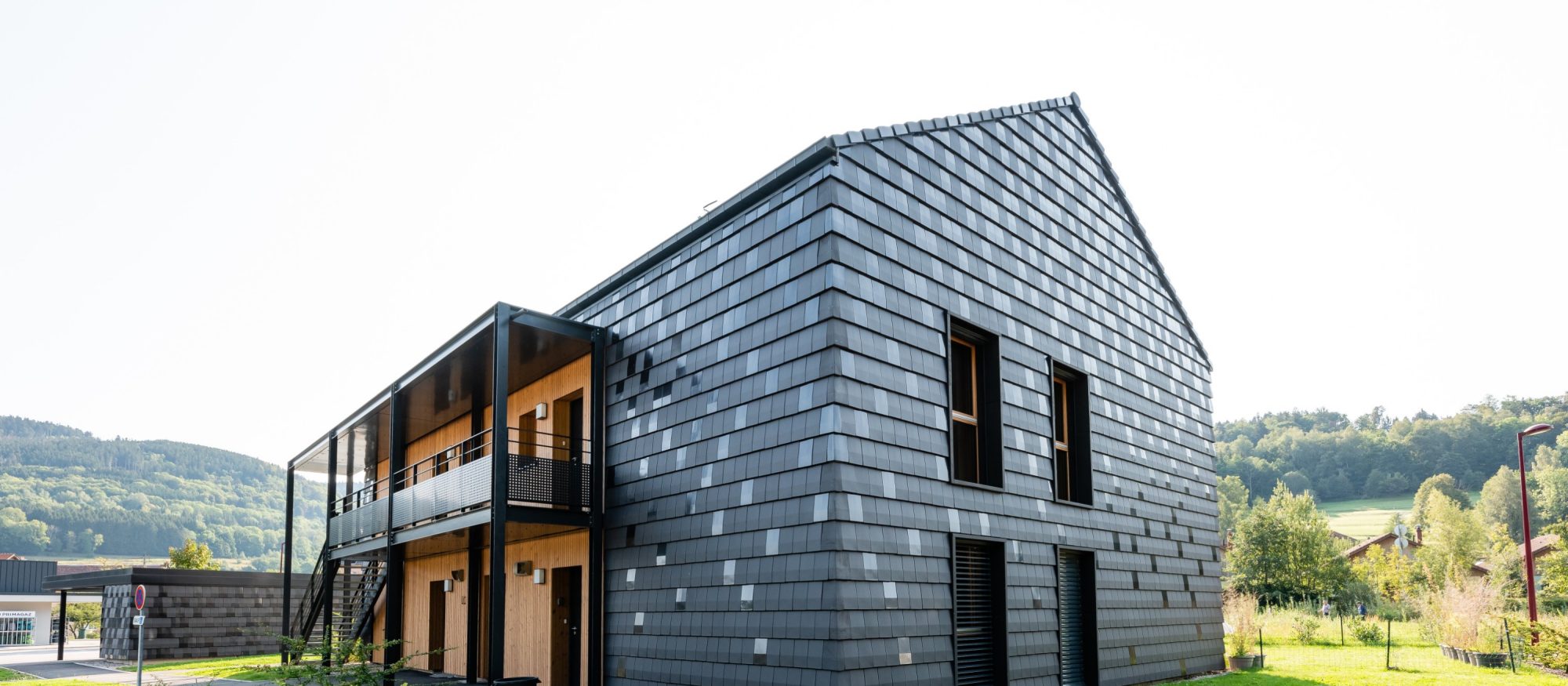 Concealed technology, visible architecture