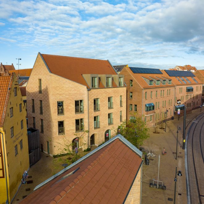 Striking roof profile