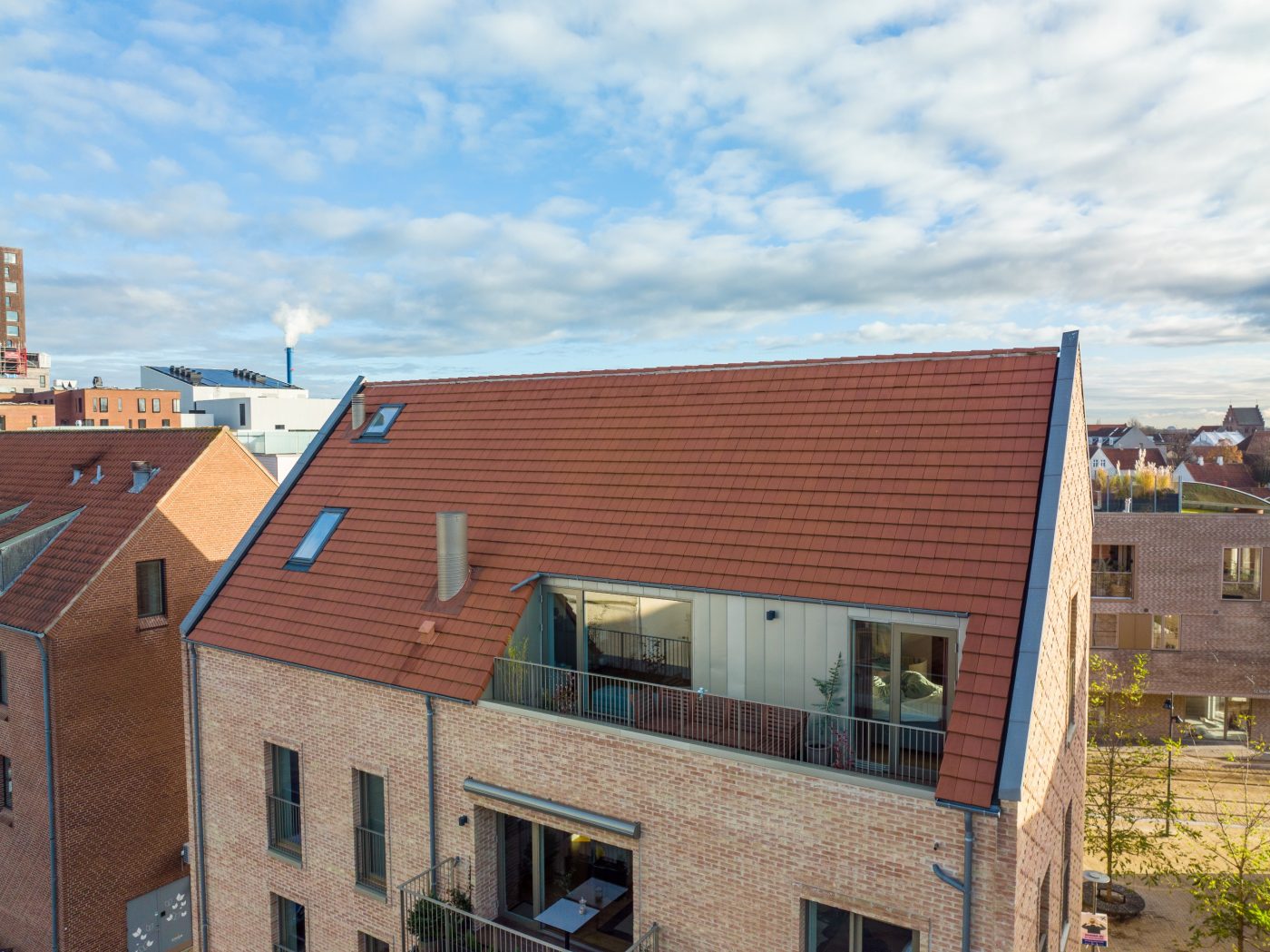 Striking roof profile