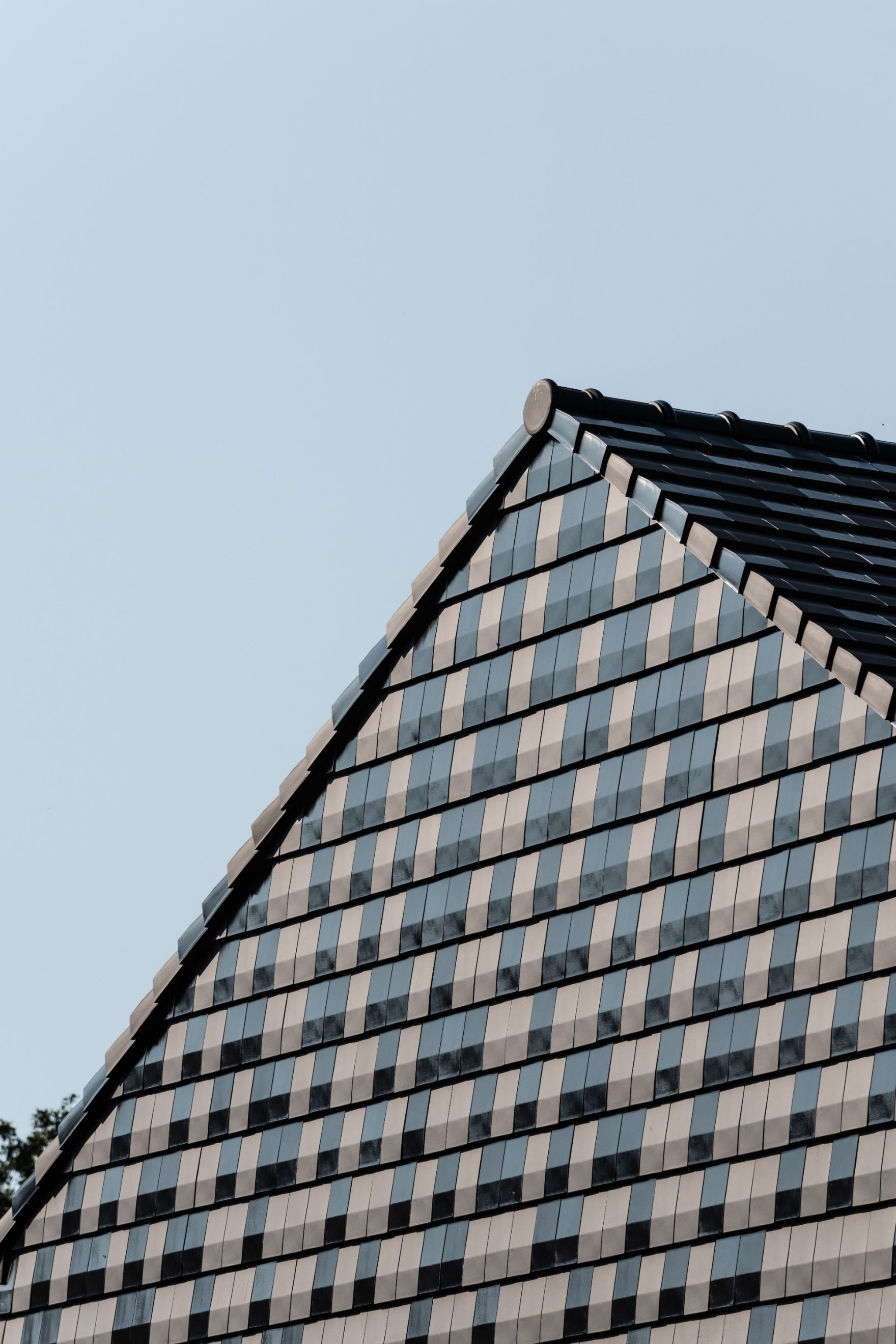 Concealed technology, visible architecture